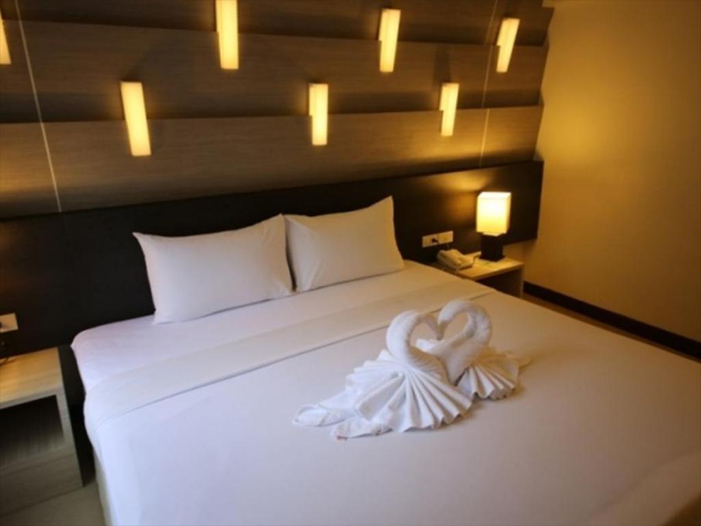 Sunshine Hotel & Residences - Guest Friendly Hotels in Pattaya